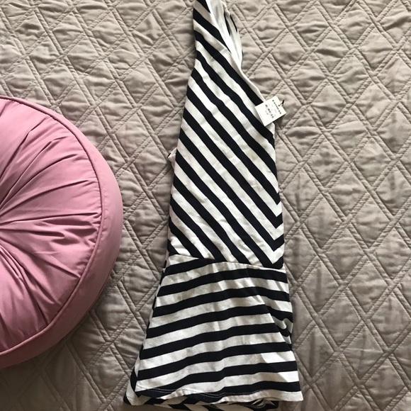 Express | Tops | Express Blouse V Neck Cleavage Vertical Lines | Poshmark